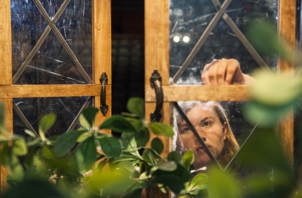 CTC’s backstage staff keeps ‘Noises Off’ running smoothly - The ...