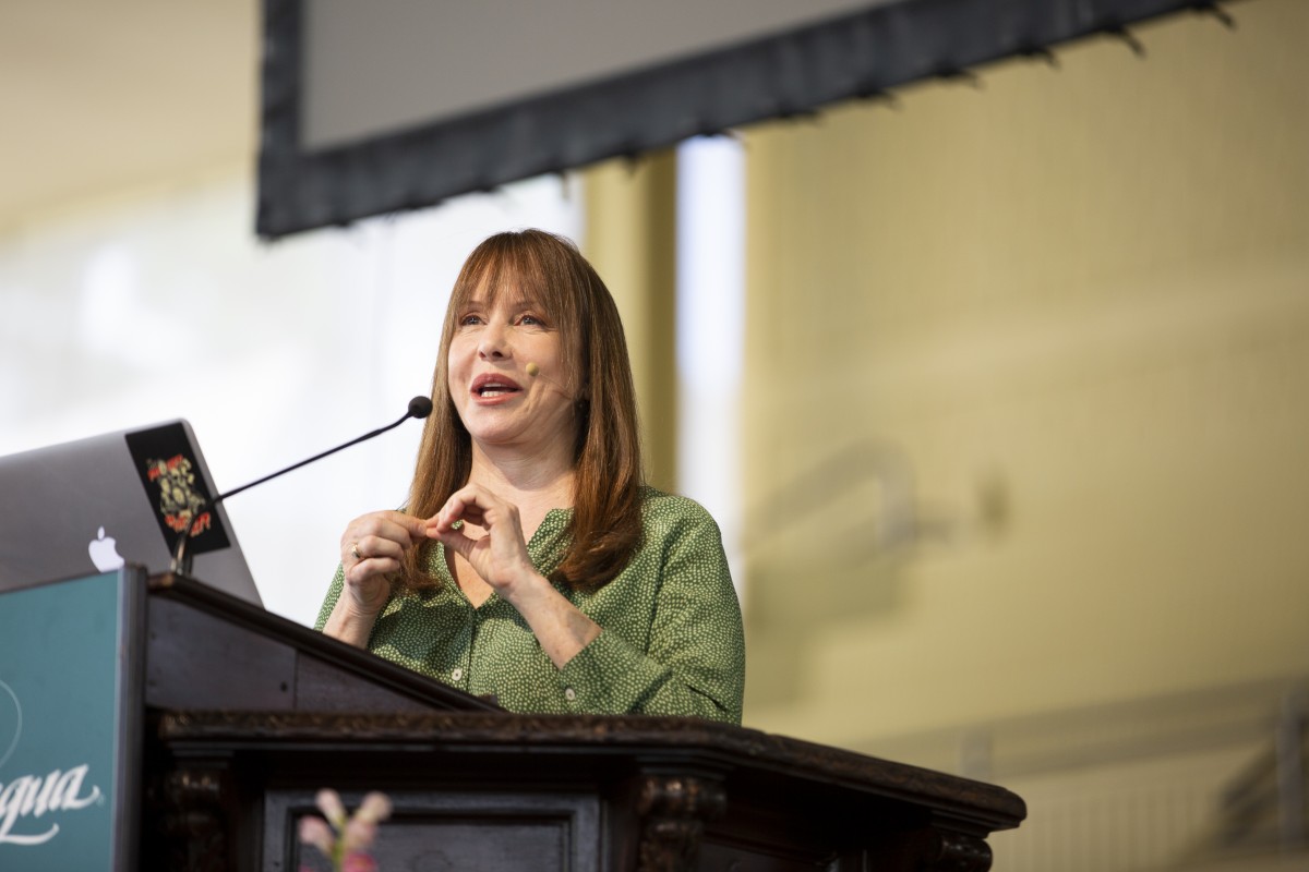 Finally ready for prime time: Newman closes week with laughs - The ...