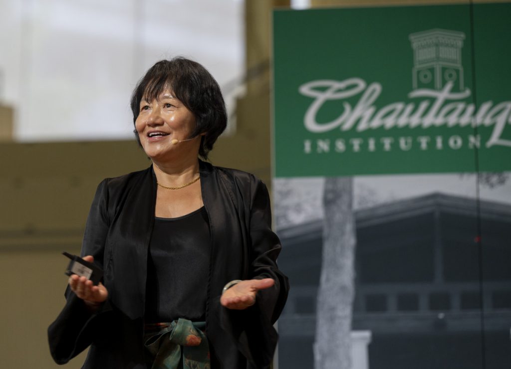 Philosopher Robin R. Wang teaches fundamentals of Yin Yang and Taoism ...