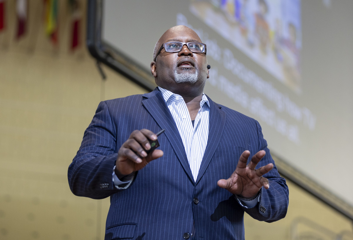 NPR TV Critic Eric Deggans charts Black representation in TV through decades - The Chautauquan Daily