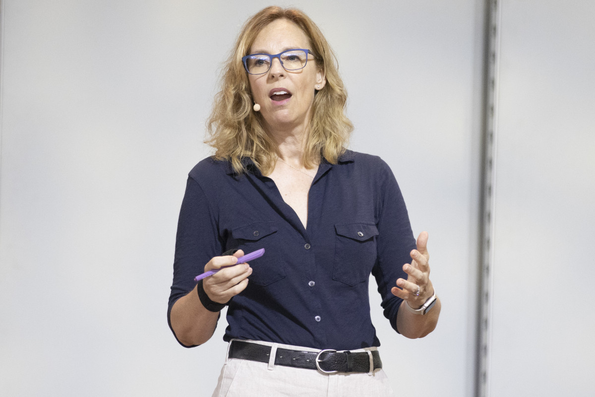 Stanford’s Kathryn E. Stoner delves into evolution of Russian power ...