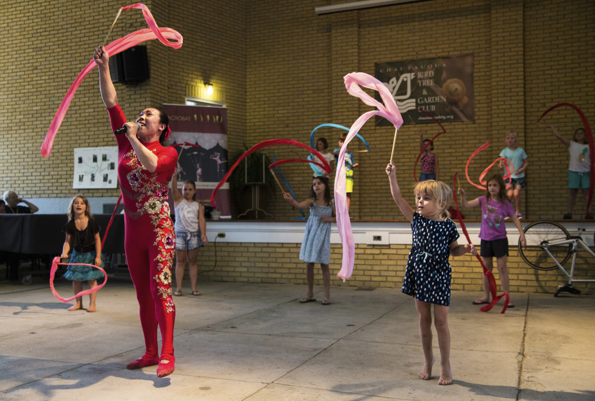 Renowned acrobat Li Liu returns to Smith Wilkes - The Chautauquan Daily