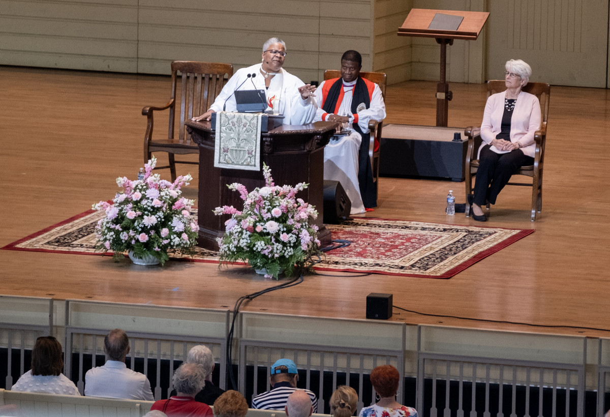 God’s math: Giving more leads to more blessings, says Easterling - The ...