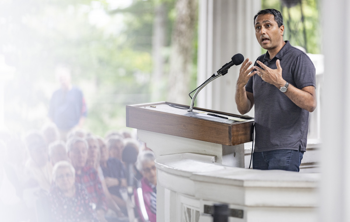 Patel makes case for ‘leaning in’ to religion as model for health - The ...