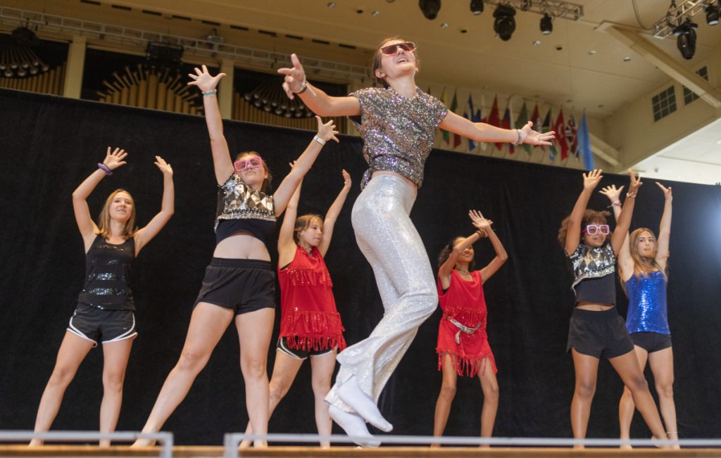 Boys’ and Girls’ Club pulls out all the stops with annual Airband ...