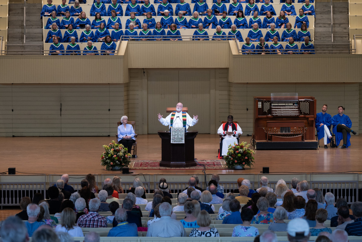 Stay anchored, freshly grounded in your heart, says Fr. Greg Boyle ...