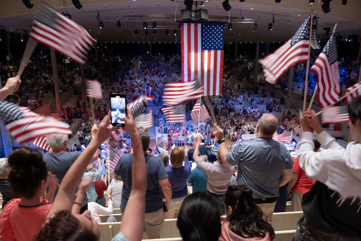 America's birthday bash: soprano Julie Reiber joins CSO, Stuart Chafetz ...
