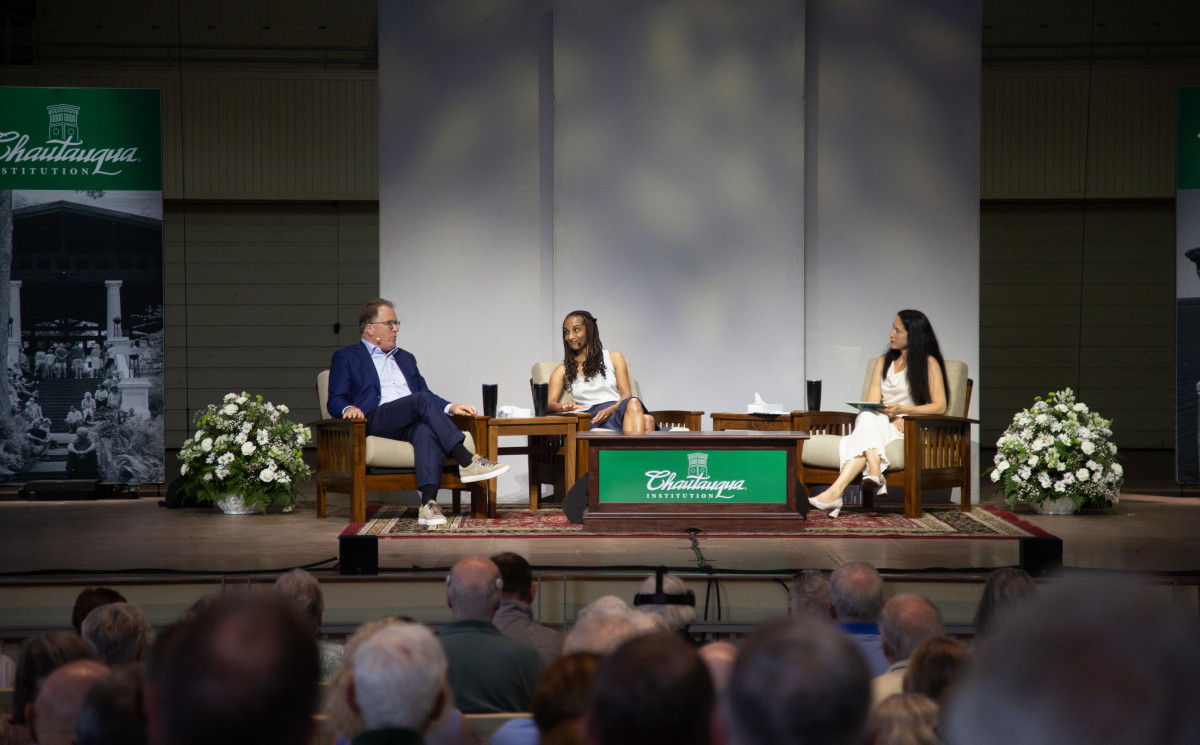 Conversing on role of think tanks, AEI’s Robert Doar, Cecilia Elena ...